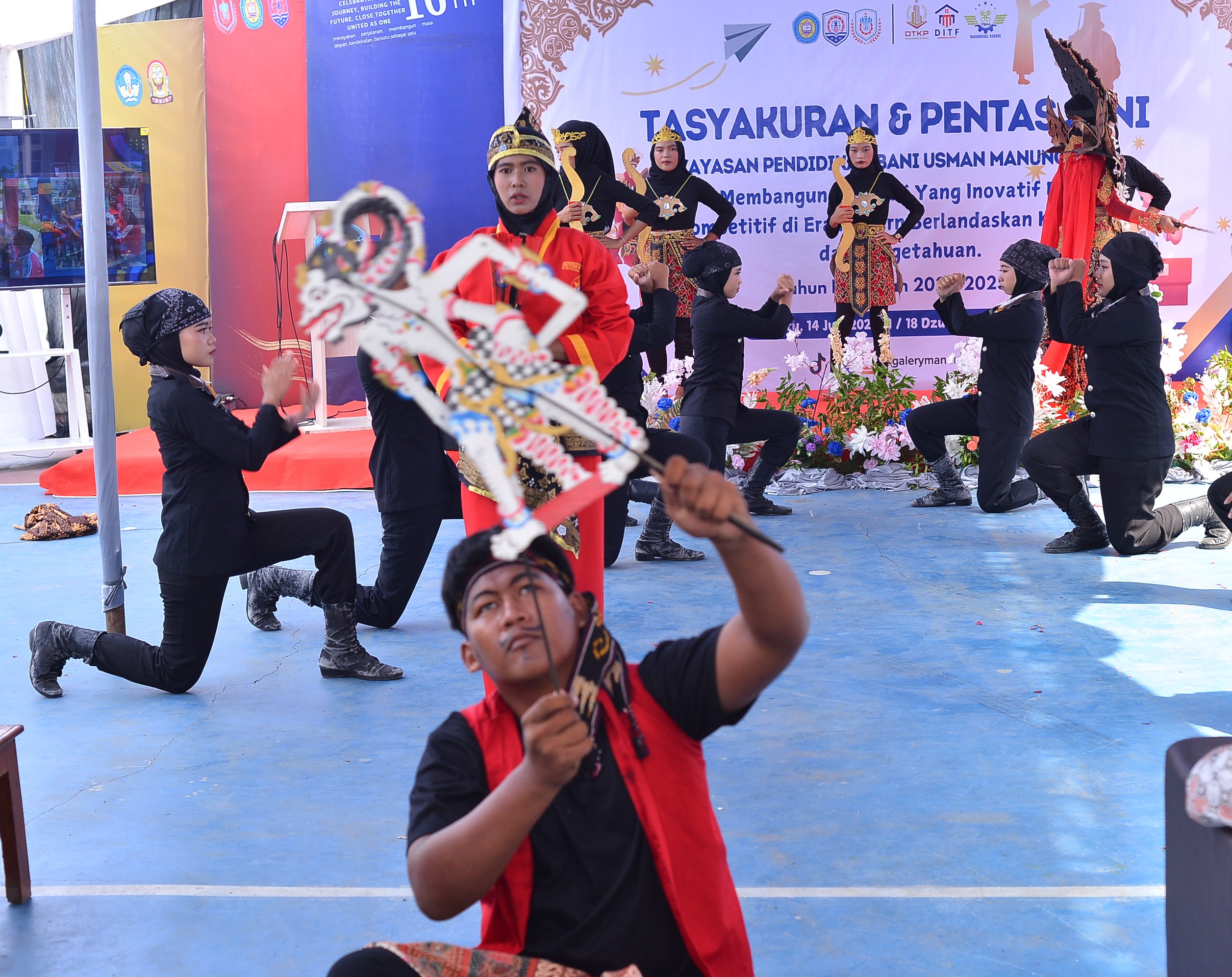 Tasyakuran Kelulusan Siswa SMK Bani Usman Manungal, Siap Terjun ke ...